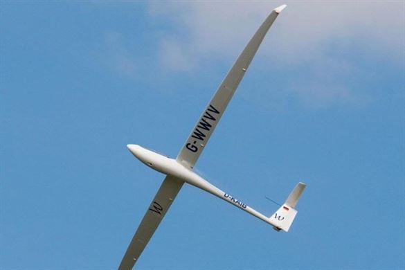 Gliding Experience taking off from Warwickshire's Bidford Airfield