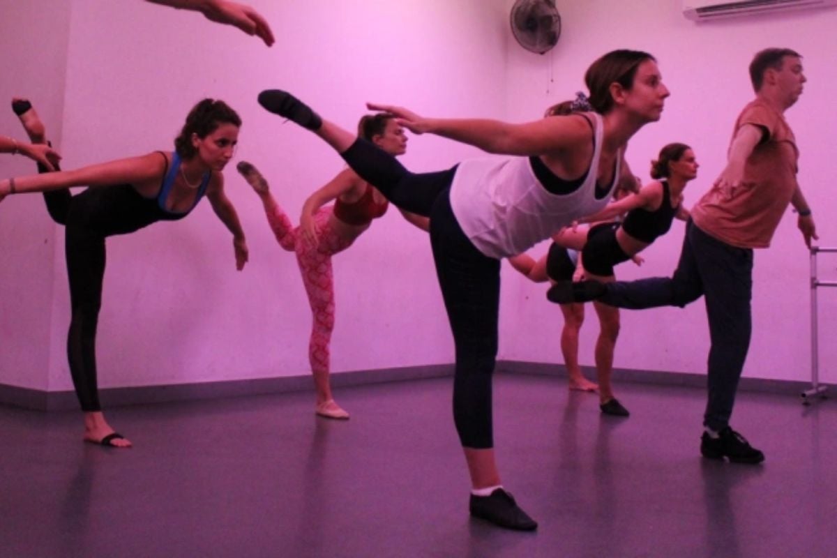 Book this fun 55 minute Jazz Dancing Lesson in London, Gift Voucher