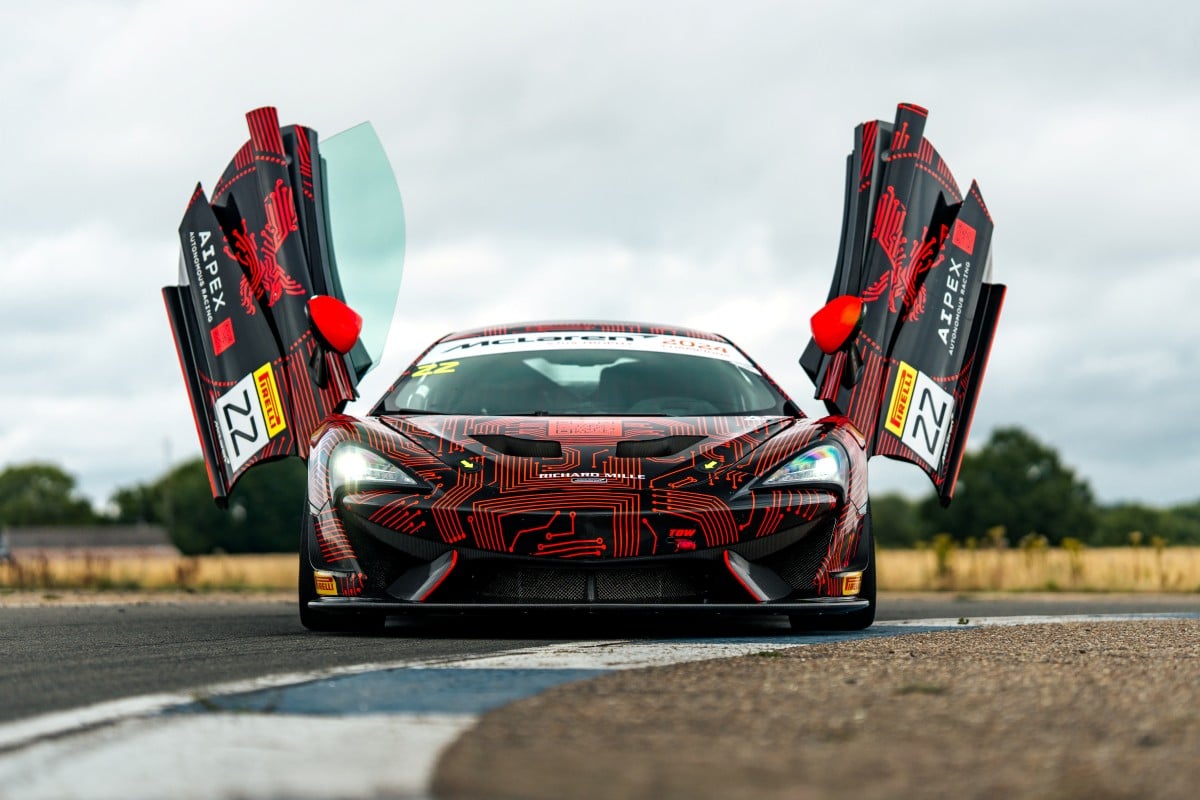 McLaren 570s GT4 Trophy Driving Thrill | London Circuit | Track Days