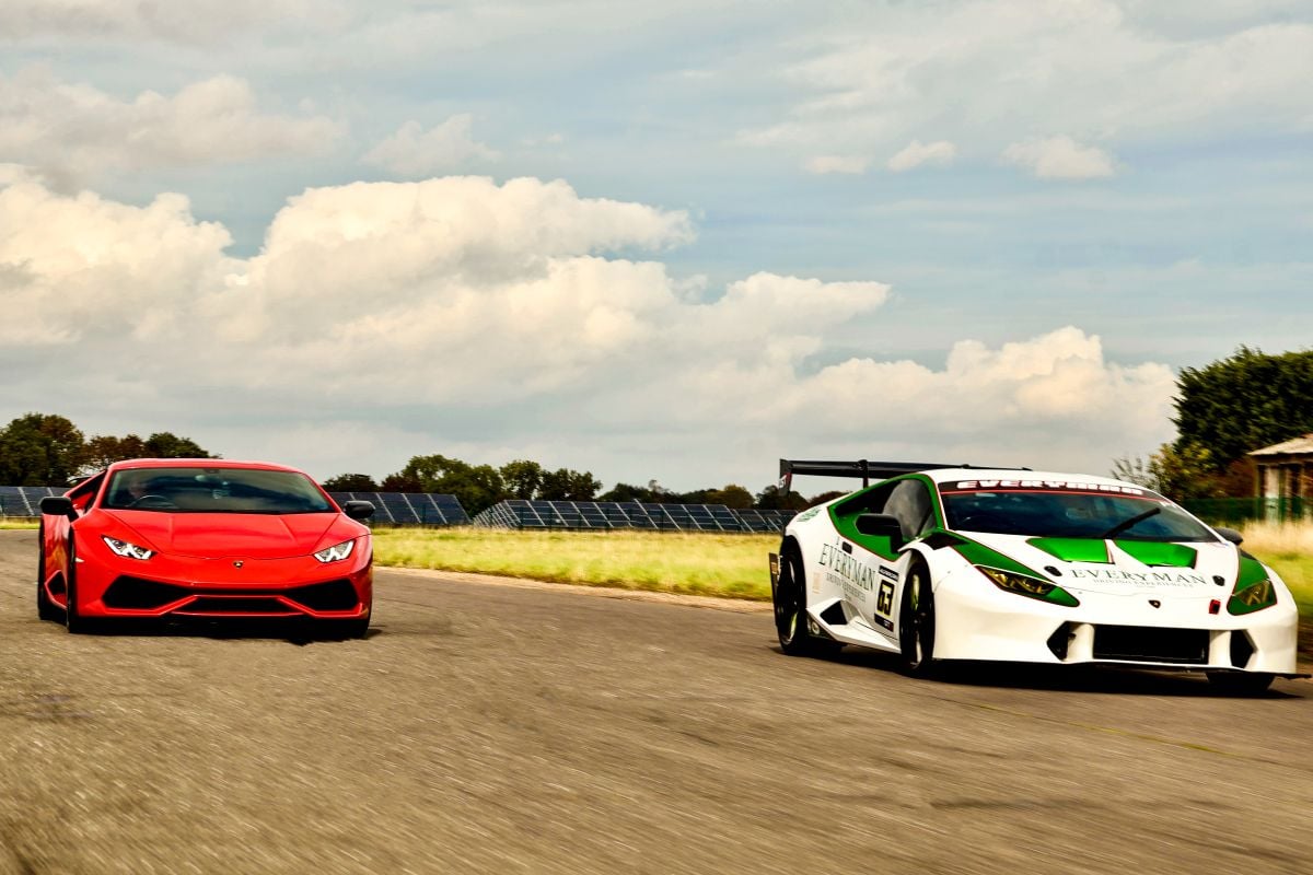 Premium Circuit Lamborghini Huracan Road vs Race Driving | Track Days