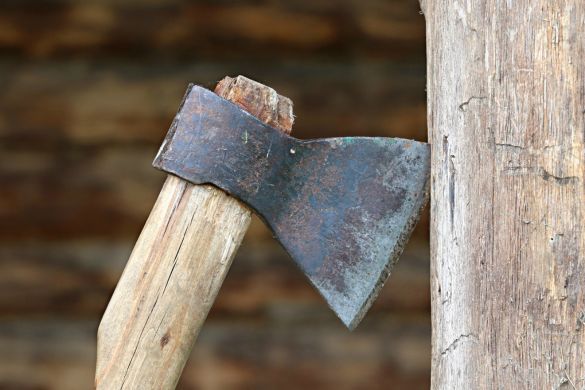 Enjoy this 3 Activities Axe Throwing Combo Session in Birmingham